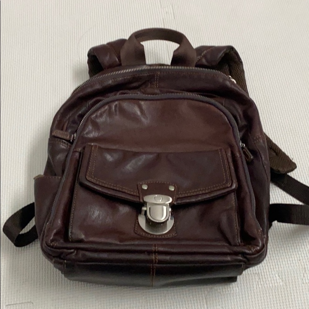 Leather Backpack With Perforated Back Cushion - Gem